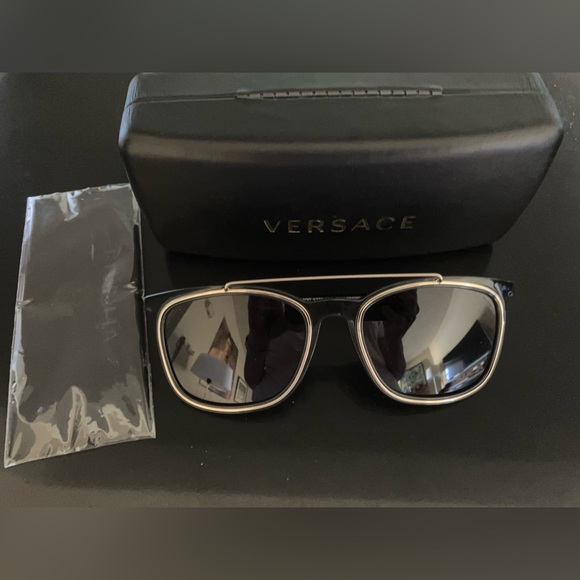 Versace | Accessories | Versace Designer Sunglasses Mod 4335 Black ...